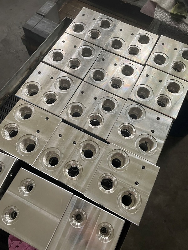 Aluminum Manifold - Jinan Longli Hydraulic Device Co.,Ltd